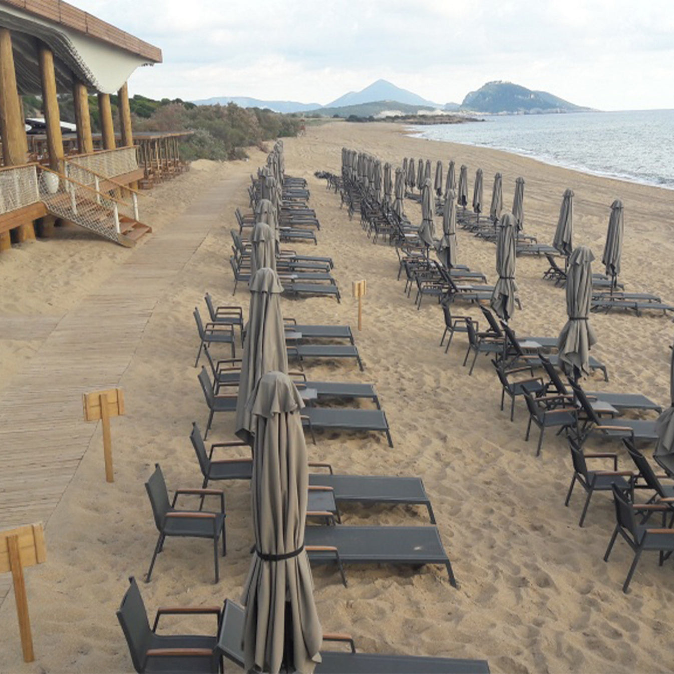 Camastro Amelia – Salt House